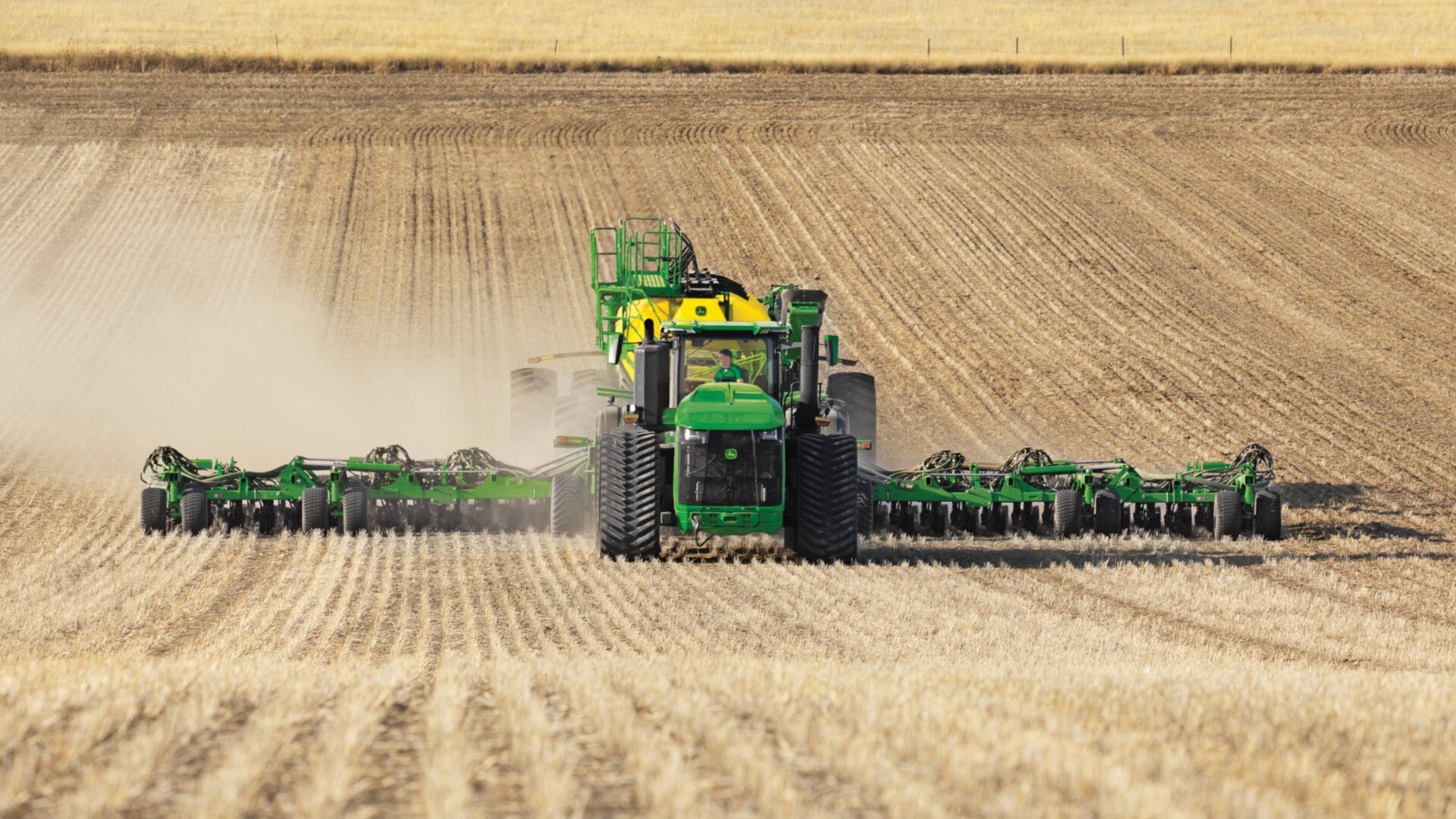 Why John Deere 9RX Outshines Case Steiger Tractors