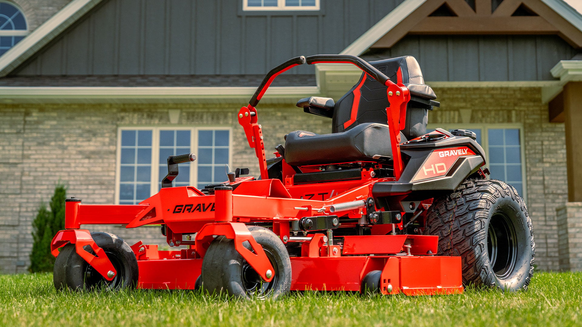 Gravely ZT HD Zero Turn Mower: Is It the Right Mower for Your Ohio or ...